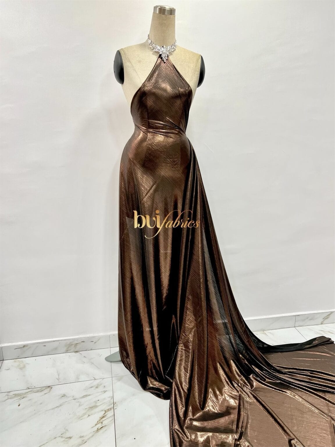 WHAT IS A LAME FABRIC? - Buifabrics